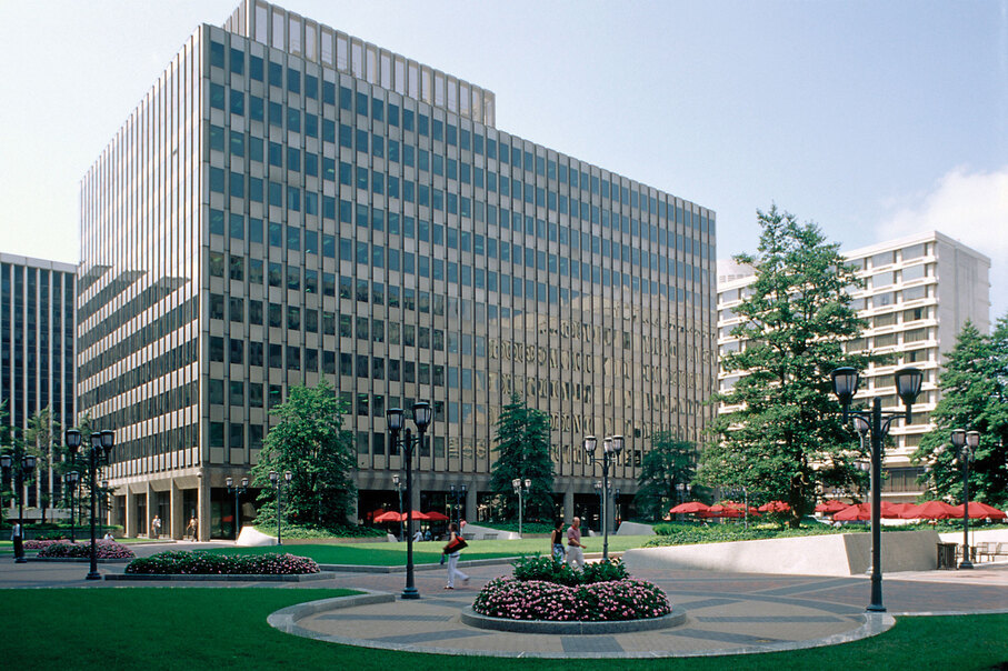 2345 CRYSTAL DRIVE | JBG SMITH